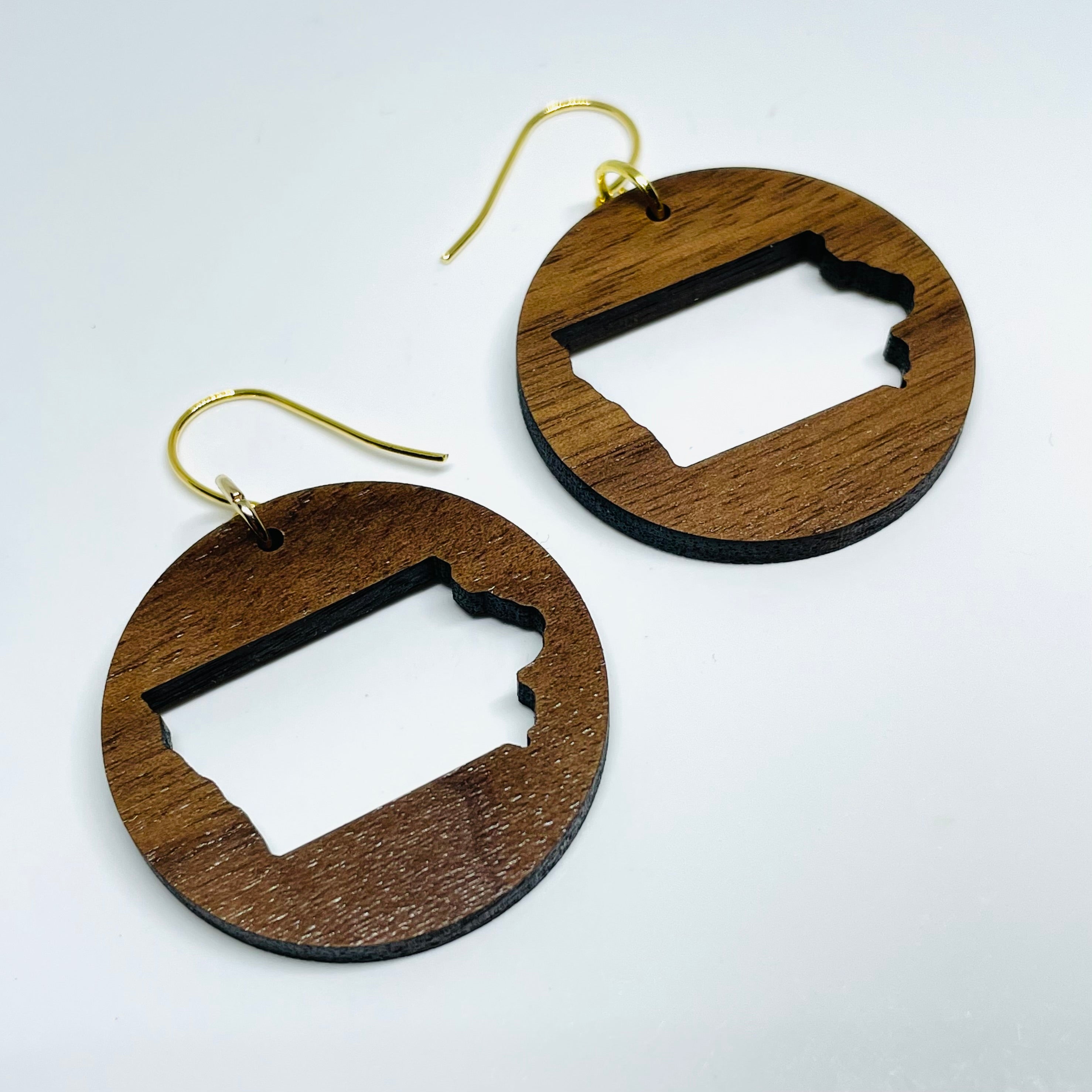 Wood Laser Cut Iowa Walnut - Earrings – pmdesignstp